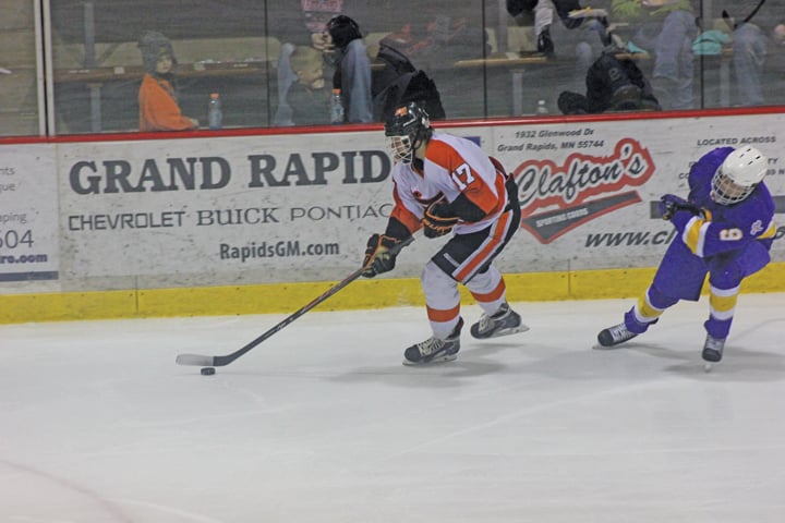 T'hawks skate past C-E-C, 5-1 | Sports | grandrapidsmn.com
