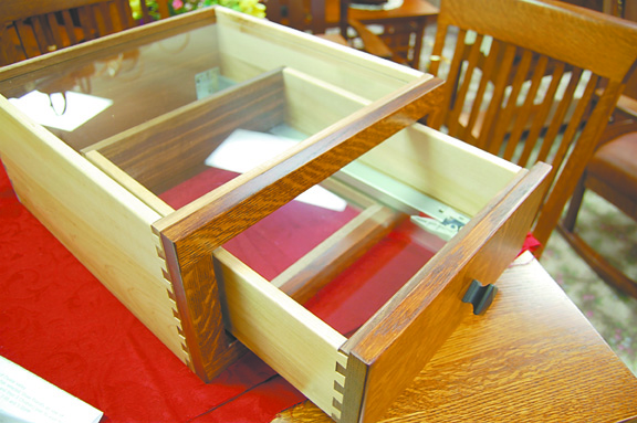 A modest visit from an Amish carpenter | Business | grandrapidsmn.com