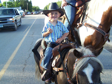 Effie North Star Rodeo Parade | Featured | grandrapidsmn.com