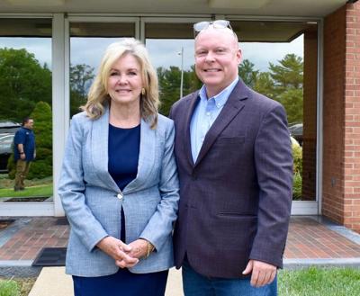 U.S. Sen. Blackburn Tours Artazn Plant In Tusculum | Local News | greenevillesun.com
