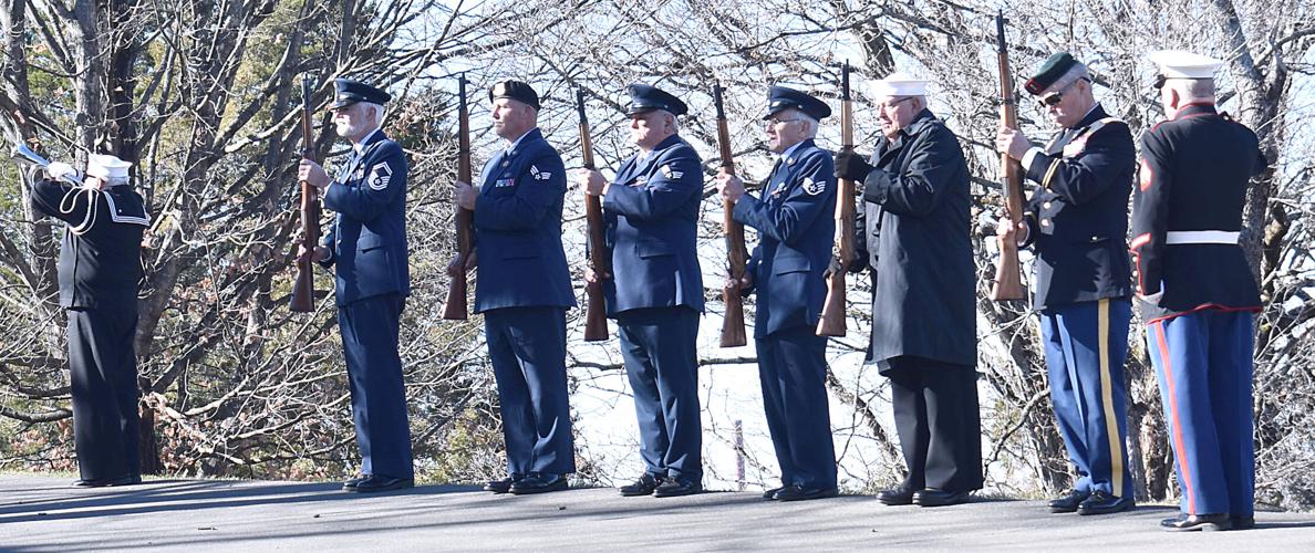 Veterans' Sacrifices, Pearl Harbor Recalled At Wreaths Of Remembrance ...