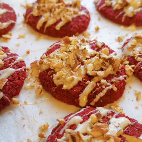 Keto Treats: Vanessa Bowers Enjoys Sweet Success With Low-Carb Baking ...