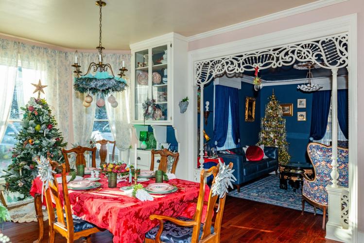 Christmas Tour of Homes: Andrew Johnson Women's Club Hosts Annual ...