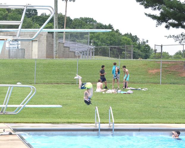 Hardin Park Pool Opening Heralds Start Of Summer | Local News | greenevillesun.com