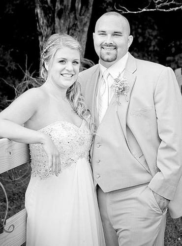 Sarah Michelle Whitted Weds Spencer Jennings | Bridal | greenevillesun.com