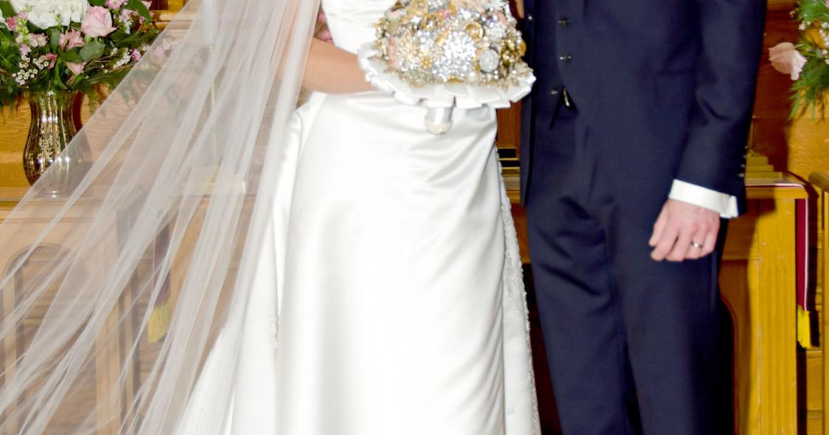 Adrienne Dobson Weds Nicholas Hankins | Lifestyles Weddings ...