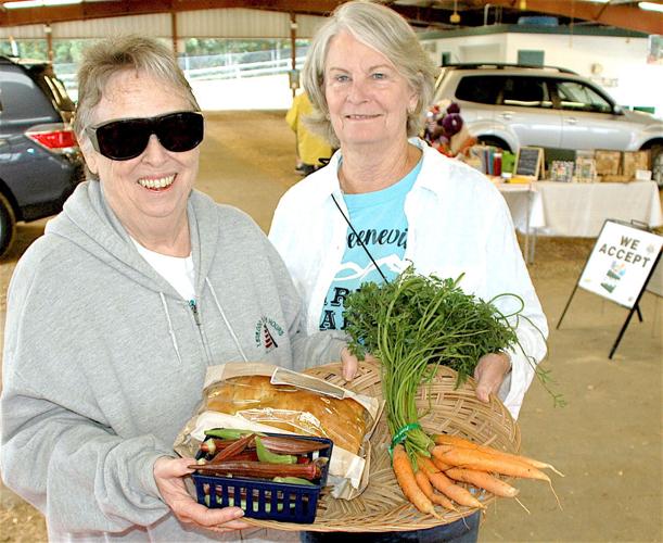 Fall Produce Making Its Appearance At Farmers Markets | Local News ...