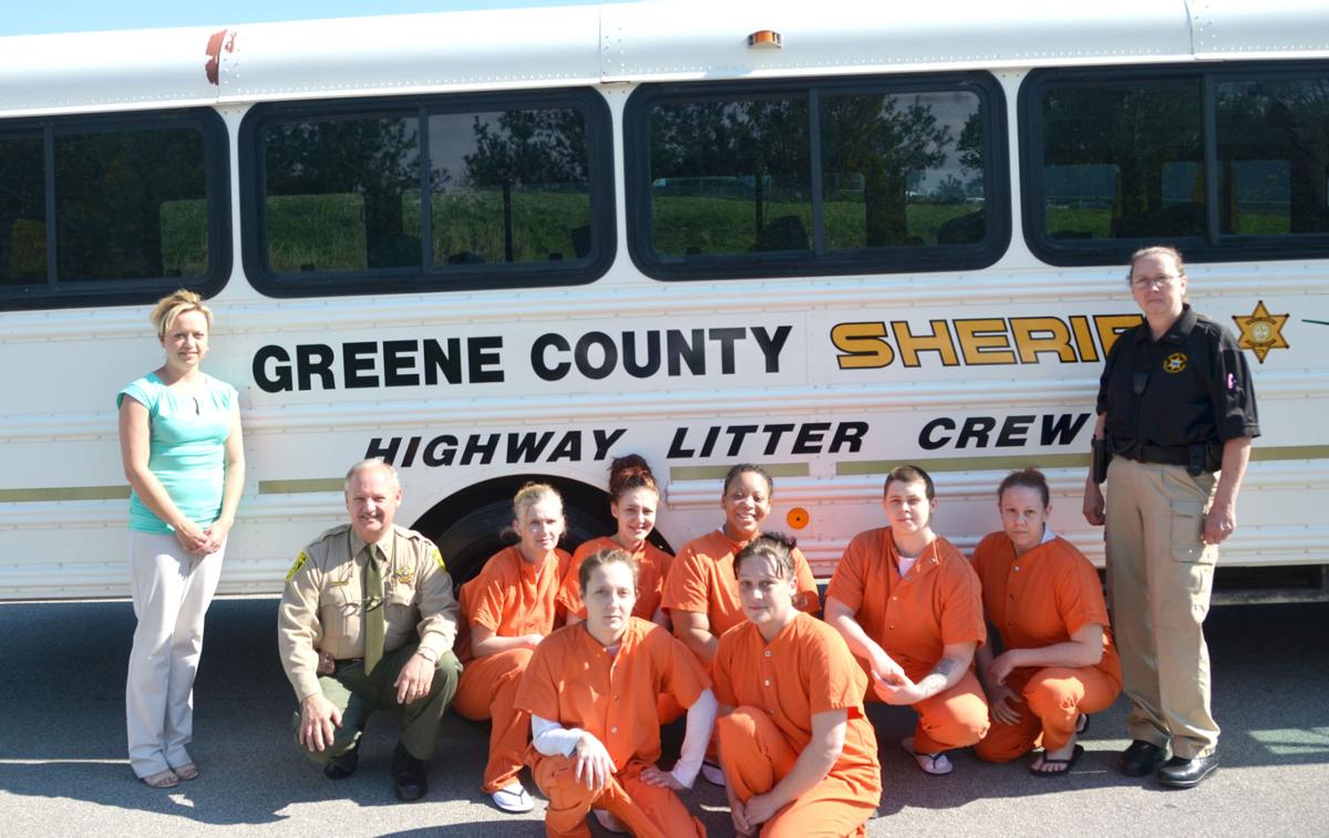 Female Inmates To Join The Litter Pick Up Crews | Local News ...