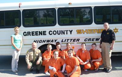 Female Inmates To Join The Litter Pick Up Crews | Local News ...