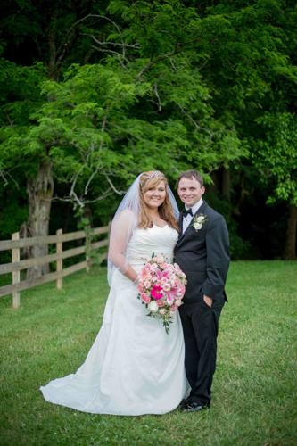 Amber Nicole Brooks Weds Dustin Dyer Long | Living | greenevillesun.com