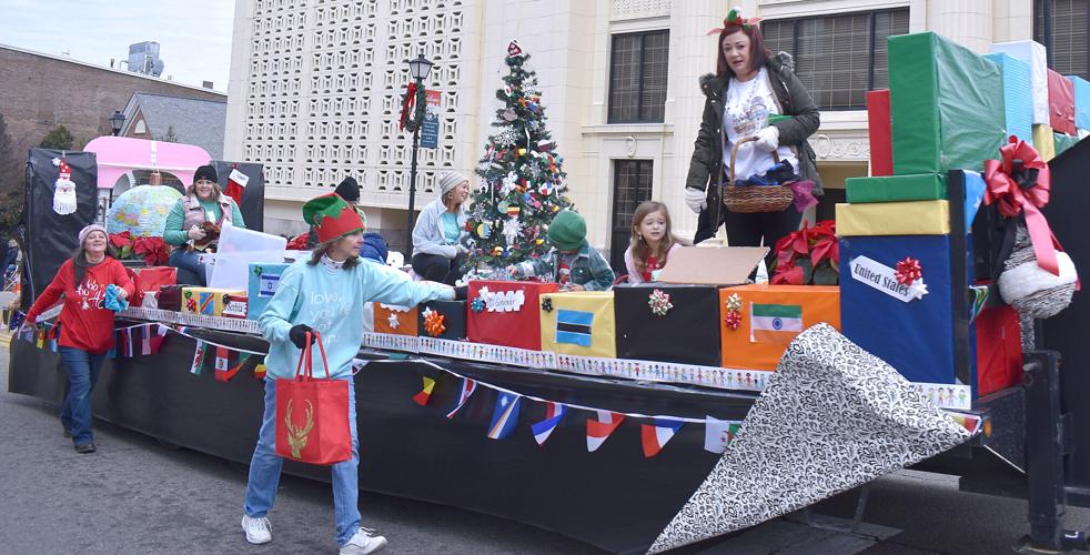 Crenlo, Isaiah 117 House Floats Parade Award-Winners | Local News ...