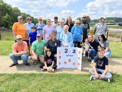 Warren Family Holds Reunion At Hardin Park | Living | greenevillesun.com