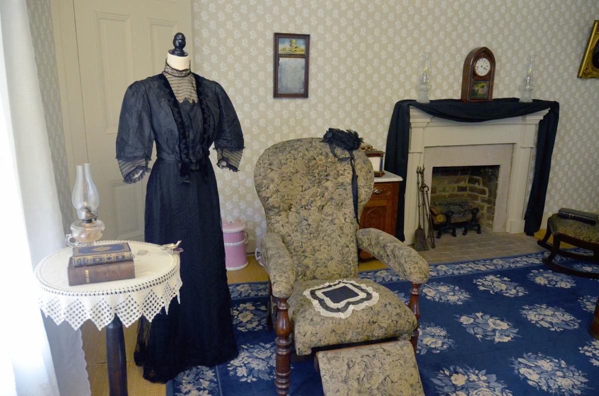 A House In Mourning | ACCENT | greenevillesun.com