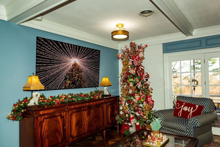 Christmas Tour of Homes: Andrew Johnson Women's Club Hosts Annual ...