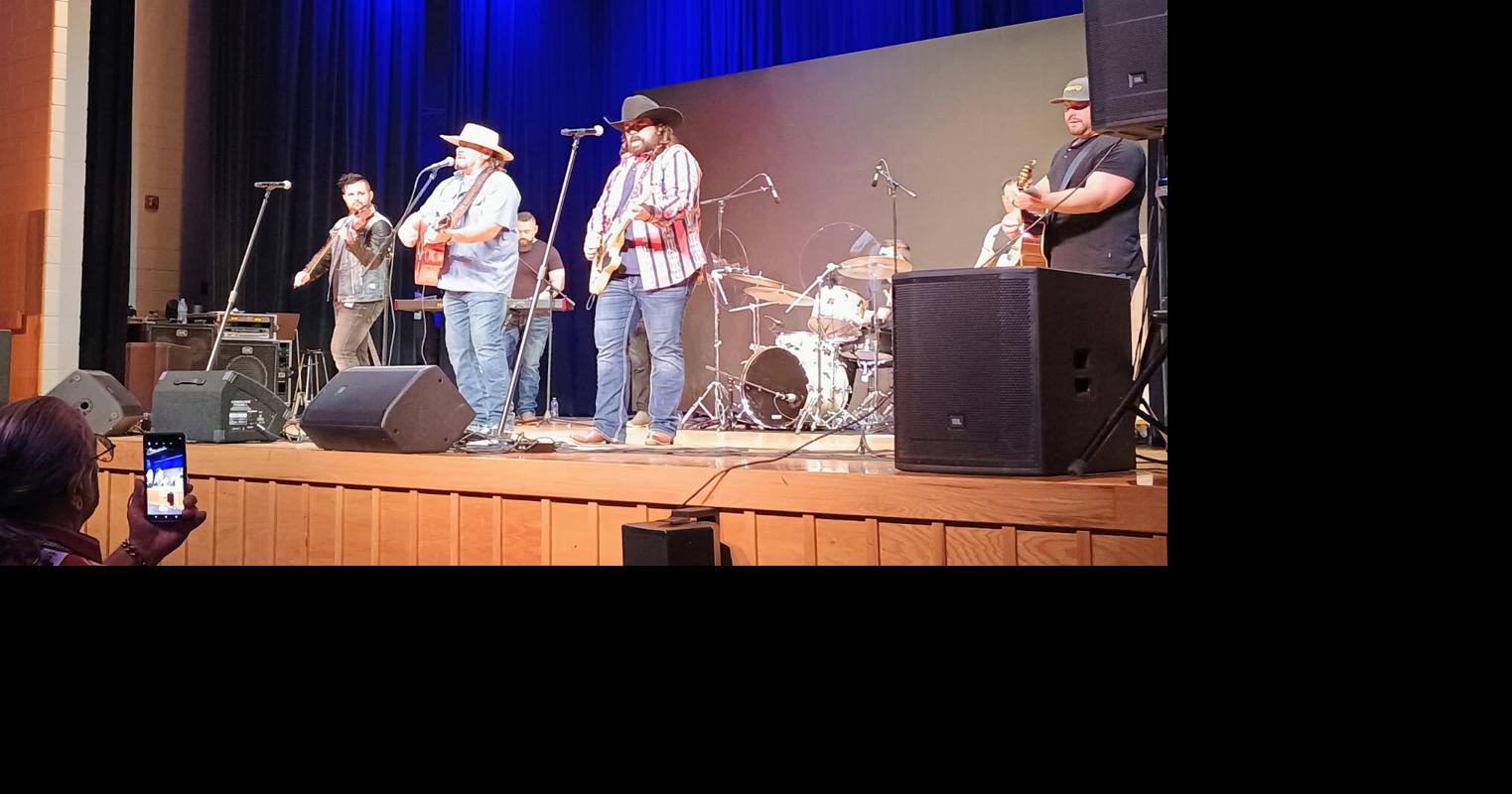 Buddy Jewell Joins The Dugger Band For Concert At C-DHS | Local News ...