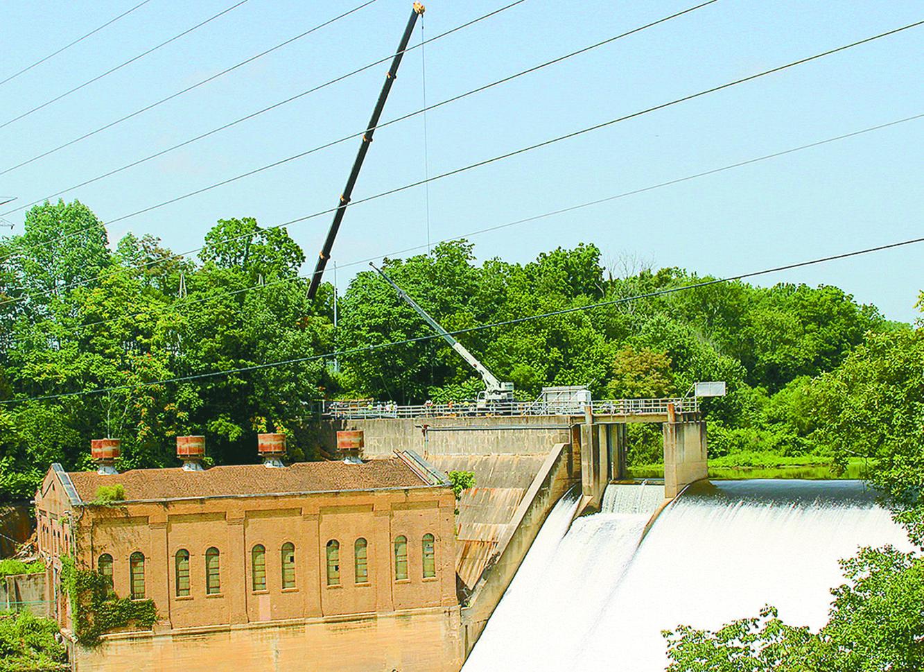 Large Cranes Are Protecting Workers At Nolichucky Dam | Local News ...