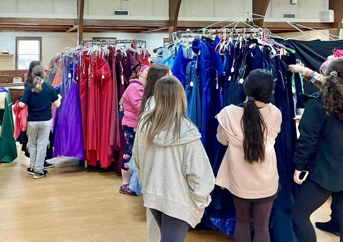 Prom Closet Opens March 18 At Asbury UMC | Living | greenevillesun.com