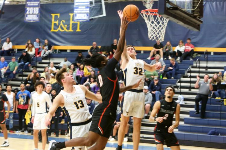 Pioneers Split At Emory & Henry | Sports | greenevillesun.com