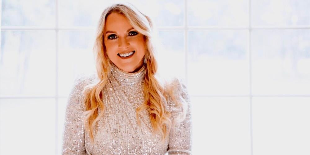 Queen Of Bluegrass Rhonda Vincent And The Rage Returns To Greeneville ...