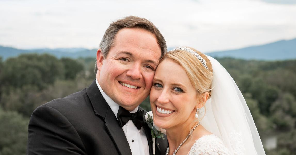 Leslie Hood Weds Andrew McElhenny | Lifestyles Weddings ...