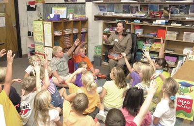 Mrs. Van Hilleary, A Teacher, Reads To 3rd-Graders Here | News ...