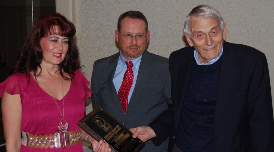Dr. Warren Dockter Speaks At Heritage Trust Dinner | Local News ...