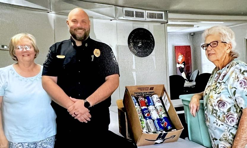 Mosheim Police, West Greene Band Receive Refreshing Gifts | Lifestyles ...