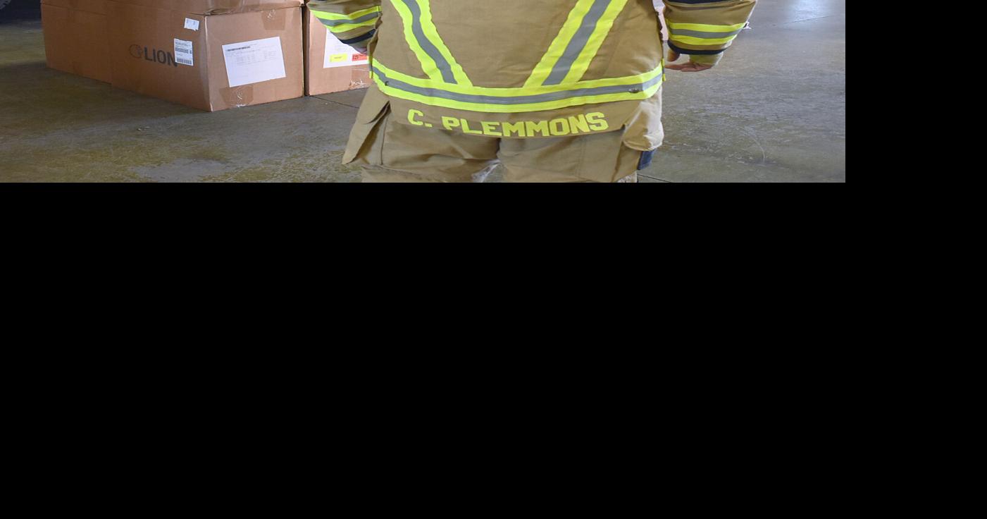 Firefighter Displays New Turnout Gear | | greenevillesun.com