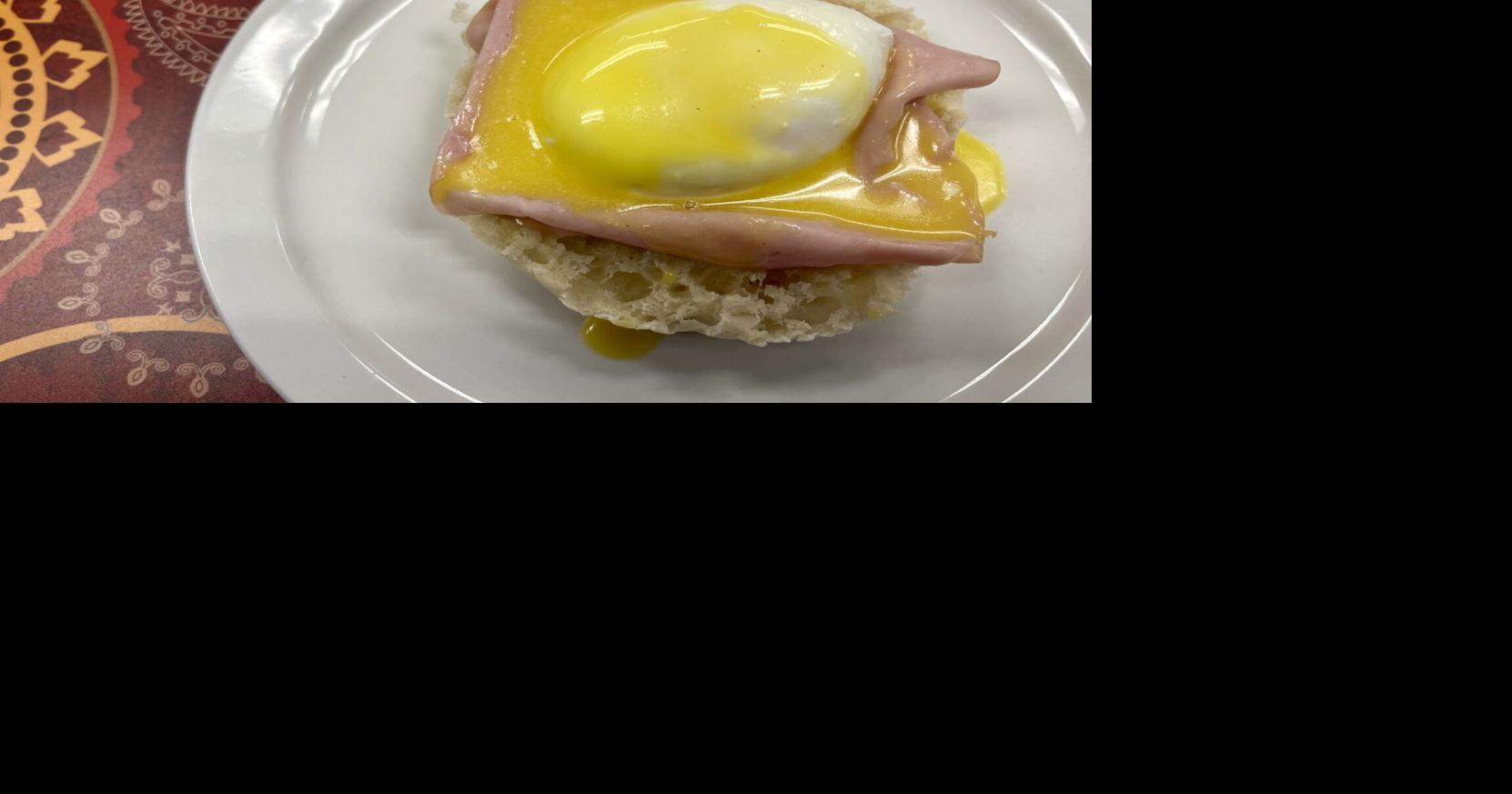 LICK THE SPOON: This Method Makes Quick Work Of Poached Eggs | Food ...