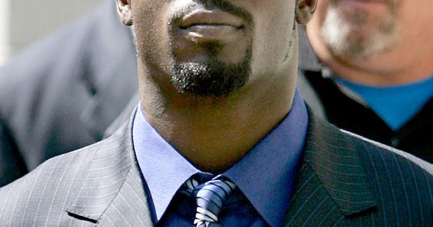 Lawyer: Vick to plead guilty to dogfighting charges | Local Sports ...