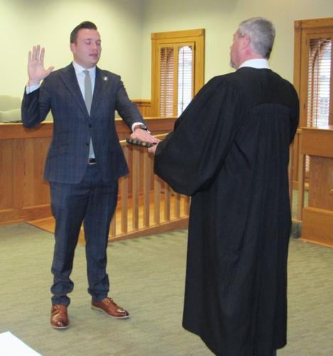 Municipal officeholders sworn in | Local News | greensburgdailynews.com