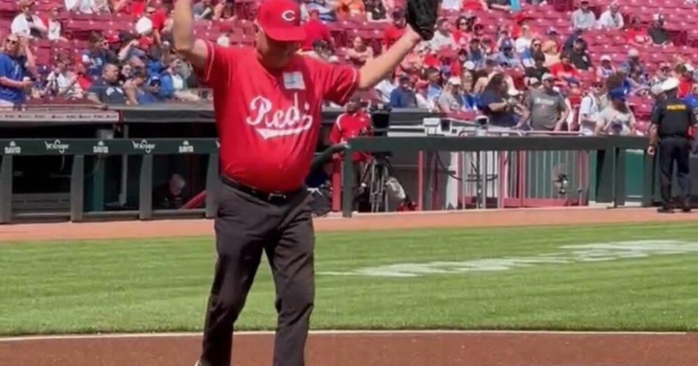 Gary after pitch | | greensburgdailynews.com