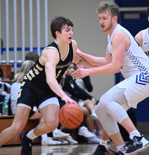 Boys basketball: Spartans hold off Pirates for EIAC win | Local Sports ...