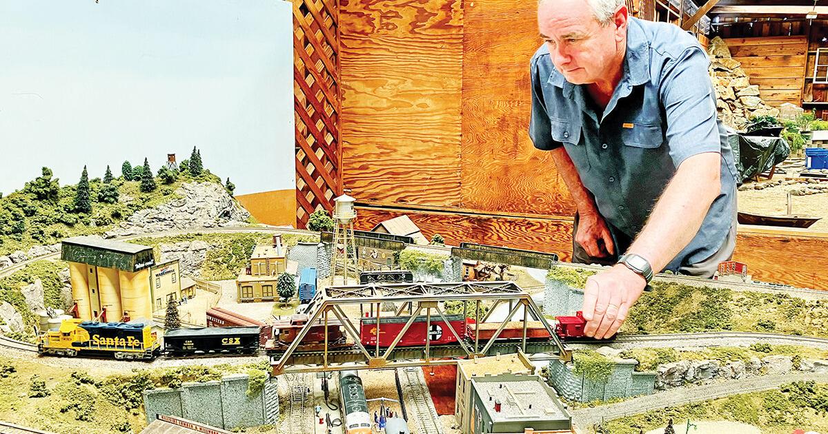 Fairgrounds’ model train rolling once again | Prospecting | gtgazette.com