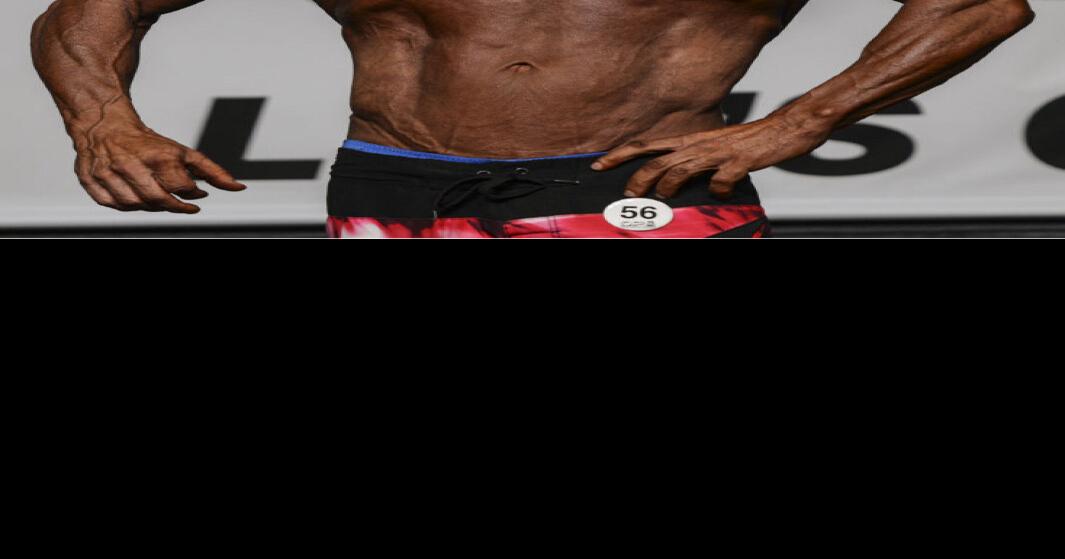 Bodybuilders show off Mo-Muscle in Guelph