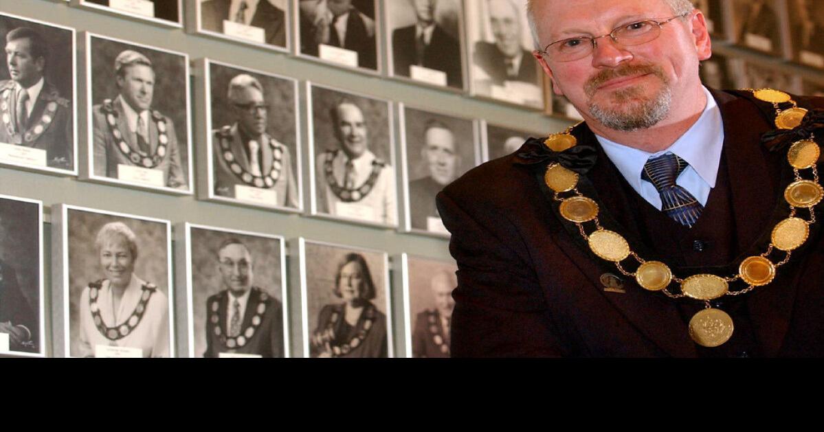 Former Wellington warden Whitcombe dies