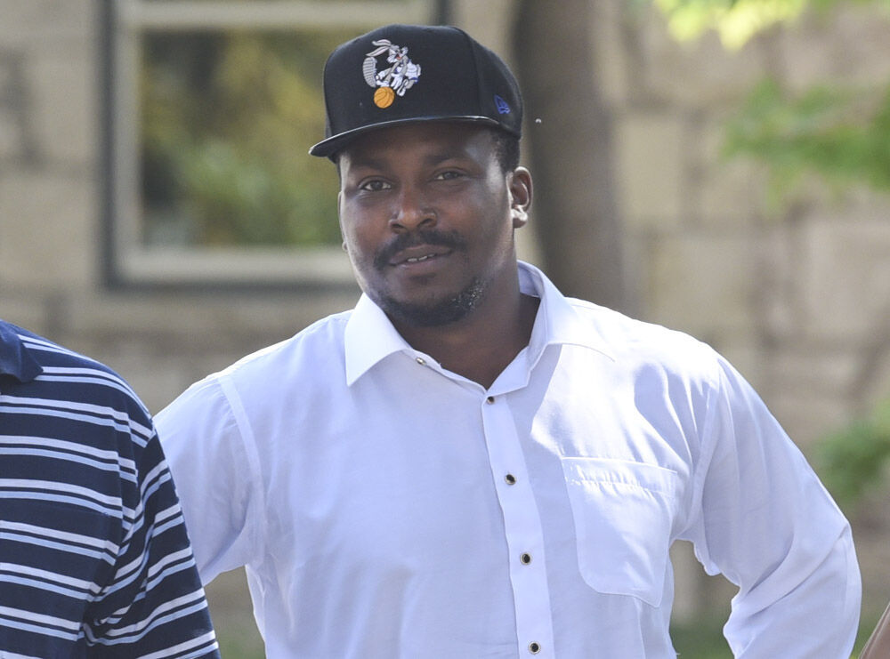 Man convicted of pimping 19-year-old woman tells Guelph court he was ...