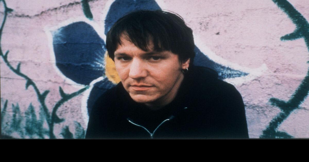 Elliott Smith comforts, saddens 10 years after his death