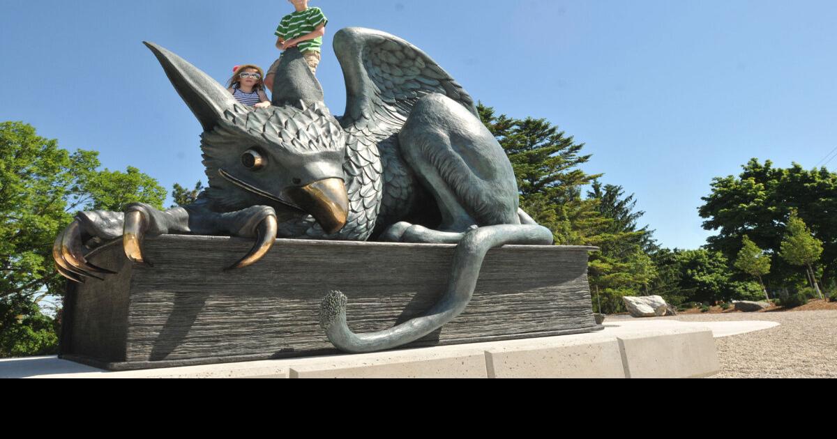 University of Guelph unveils Gryphon statue
