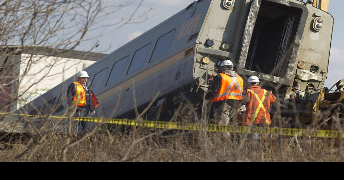 Tracks at Via train derailment to be cleared by Tuesday afternoon ...