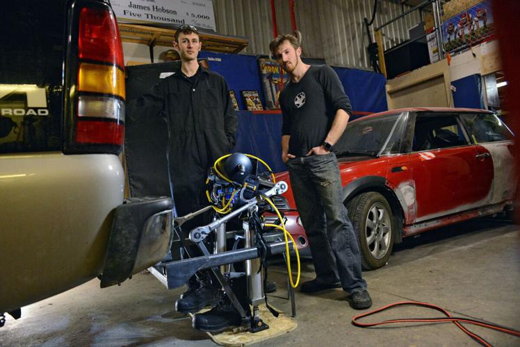 Homemade exoskeleton gives Kitchener man strength to lift pickup truck