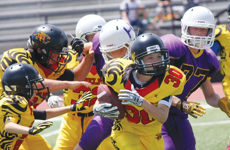 Guelph Junior Gryphons football teams win two of three