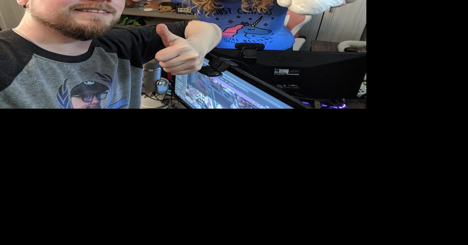 Couple trades successful careers for Twitch video game streaming