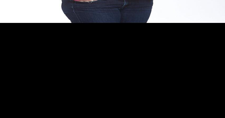 Guelph native Lisa Bowes takes on hockey in latest children's book