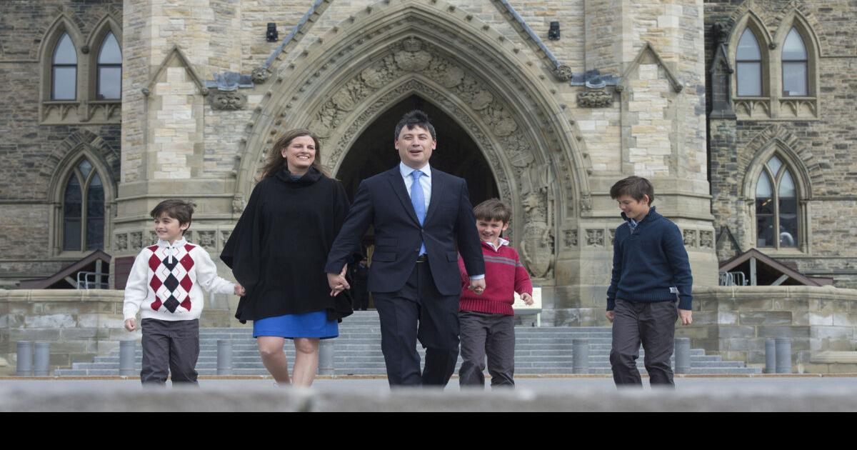 Wellington-Halton Hills MP Michael Chong joins race for Tory leadership