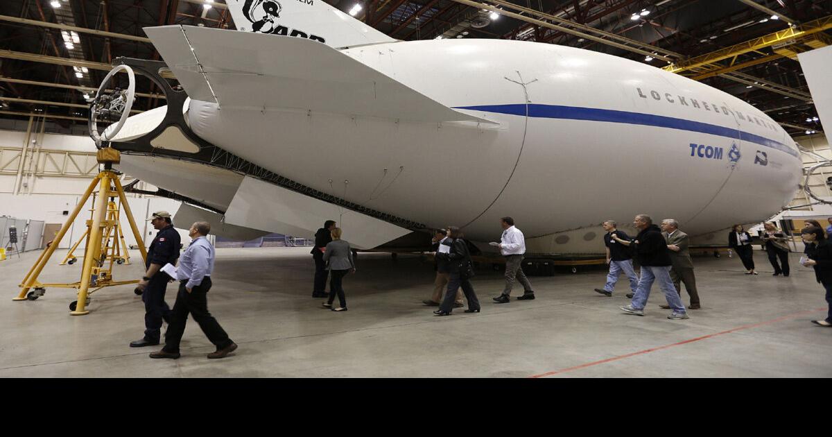 Blimp-like Hybrid Airship takes flight for Lockheed