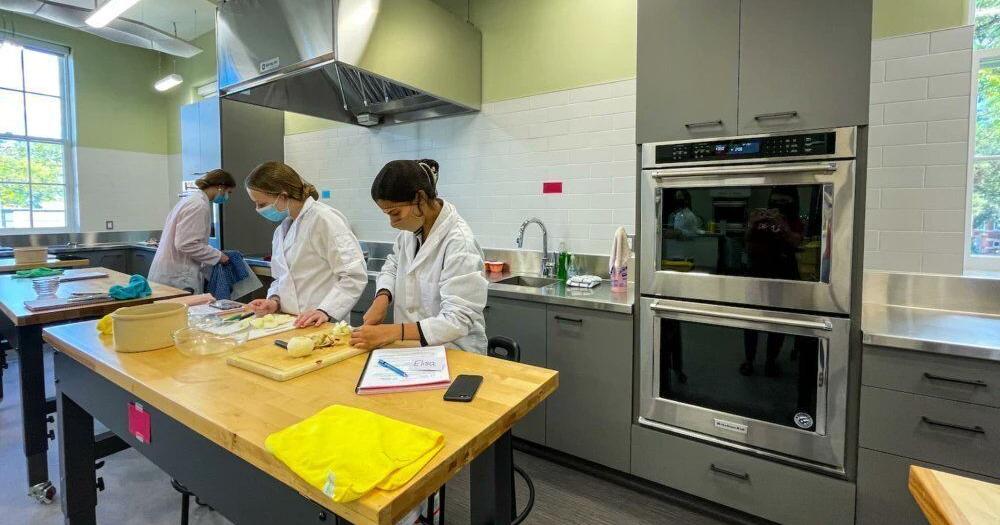 New U of Guelph food lab honours Canadian cuisine champion Anita Stewart