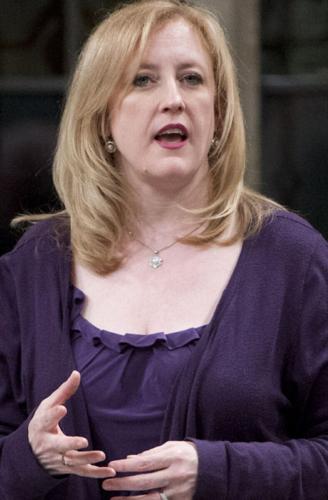 Ottawa to strengthen rail-safety rules