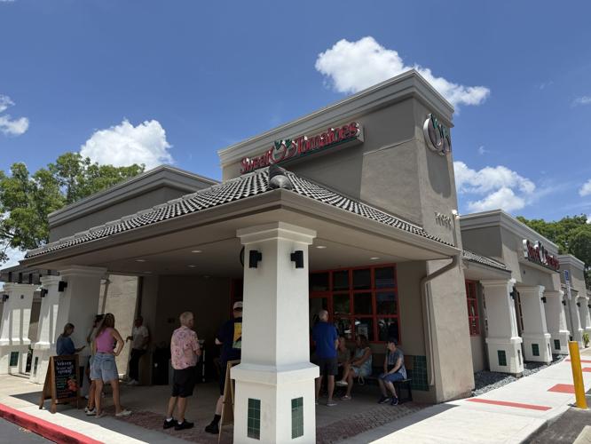 Fort Myers welcomes back Sweet Tomatoes salad bar | News ...