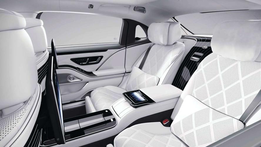 maybach interior group